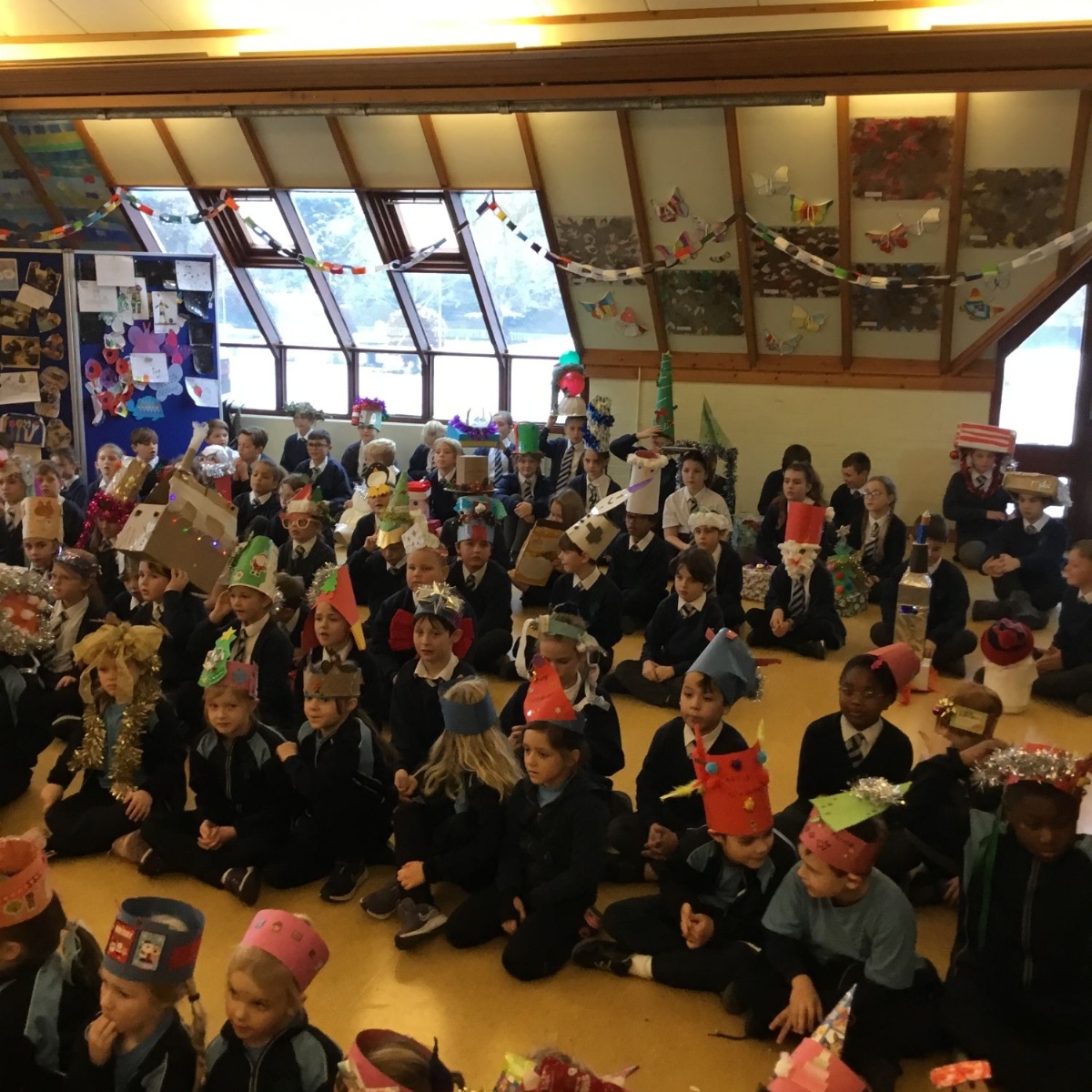 Great Waltham C of E (VC) Primary School - Christmas Eco-Hat Making ...